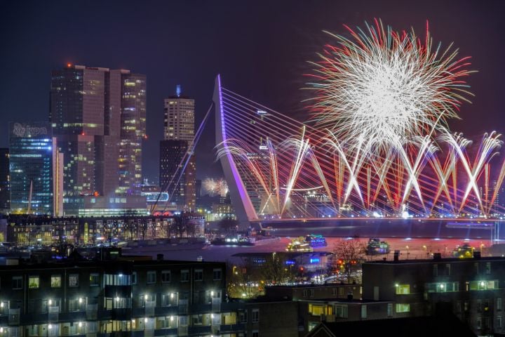 Nationaal vuurwerk fotograferen in Rotterdam | De Rooij Fotografie